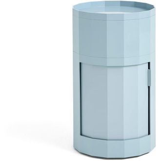 HAY [GEBRAUCHT] B-Ware Hay Facet Cabinet Mit F&uuml;&szlig;en Und Rollen Hoch Misty Blue Beistelltisch Tisch