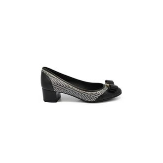 Ferragamo Femme, Chaussures, Noir, Taille: 35 EU Escarpin Papillon