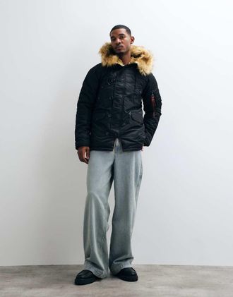 Alpha Industries Faux-Fur-Parka mit Kapuze in Schwarz