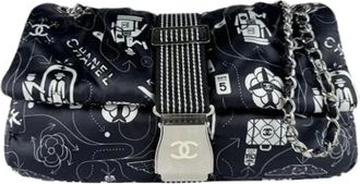 Chanel Sac bandouli&egrave;re vintage en nylon Pre-owned - Femme - Pre-owned - Noir - Taille: ONE Size