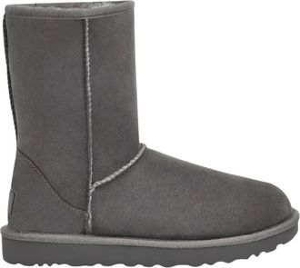 UGG Ugg, Femme, Chaussures, Gris, Taille: 38 EU Bottes de neige Classic Short II