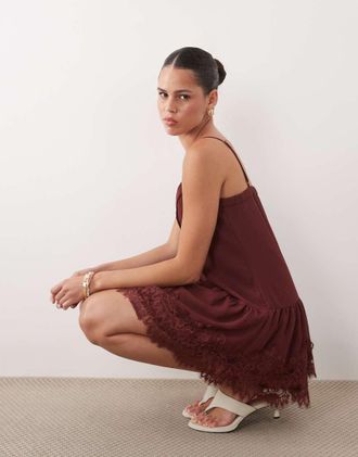 Abercrombie & Fitch Minikleid in Burgunderrot mit V-Ausschnitt und R&uuml;schensaum