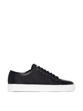 Axel Arigato Nachhaltige Sneaker mit Kappe
