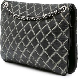 Chanel Hobo Bags - Quilted Metallic Distressed Lambskin CC Crystal Fl - Gr. unisize - in Schwarz - f&uuml;r Damen