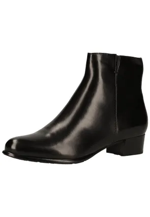 Everybody By B.Z Moda Ankle Boots Barbara