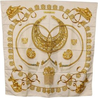 Herm&egrave;s Pre-owned Foulard en Soie - Femme - Pre-owned - Beige - Taille: ONE Size