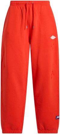 Nike HOSEN & R&Ouml;CKE - Hosen auf YOOX.COM