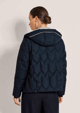 Madeleine Steppjacke Steppjacke mit Zierkette & Kapuze Rei&szlig;verschluss, zus&auml;tzliche Druckkn&ouml;pfe & Einschubtaschen
