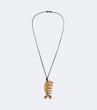 Christophe Lemaire Collier Gua Sha en cuir et jaspe jaune