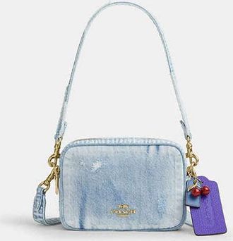 Coach Carey Mini-Umh&auml;ngetasche Aus Loved-Denim Mit Anh&auml;ngern