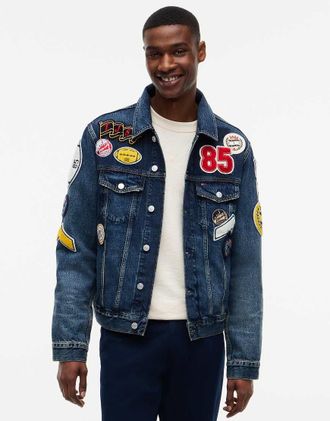 Tommy Jeans Ryan veste trucker en jean avec badge en bleu fonc&eacute;
