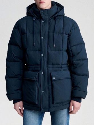 A.P.C. A. P.C. Kurze Kapuzen-Daunenjacke aus recyceltem Nylon mit aufgesetzten Taschen