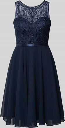 Luxuar Cocktailkleid mit Strasssteinbesatz