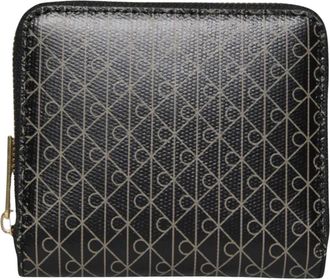 Calvin Klein Emblem Zip-Around Geldb&ouml;rse - - Accessories - Damen - Schwarzk - ONE SIZE