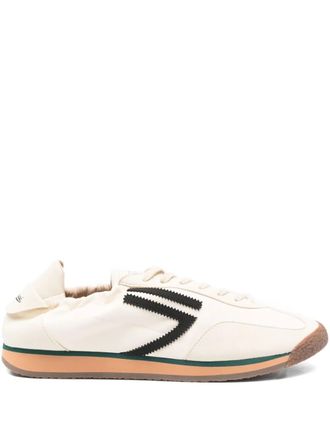 Puraai Sneakers mit Logo-Print - Nude