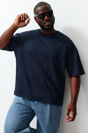 Trendyol MAN Herren Dunkelblau Einfarbig Kurz Oversize Gro&szlig;e Gr&ouml;&szlig;en T-Shirts