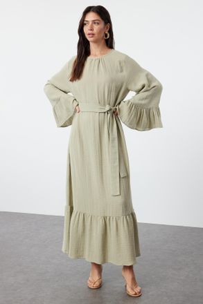 Trendyol Modest Damen Gr&uuml;n Einfarbig Maxi Lang Casual Skater Modest Kleider