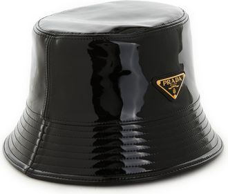 Prada Bob verni en cuir