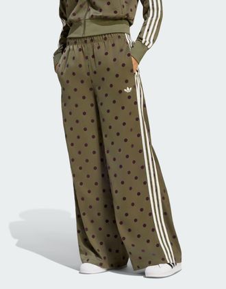 adidas Originals Satin-Hose mit Polka Dots und weitem Bein in Olive Strata-Gr&uuml;n
