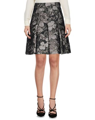 Dolce & Gabbana HOSEN & R&Ouml;CKE - Midi-R&ouml;cke auf YOOX.COM