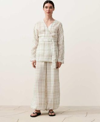 Oysho Chemise style kimono 100 % lin &agrave; carreaux - Beige-Neutral