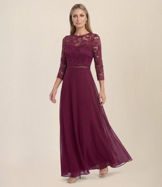 Apart Abendkleid aus Spitze und Chiffon