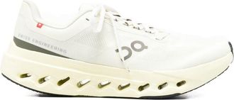 On Sur les baskets Cloudswift Amp