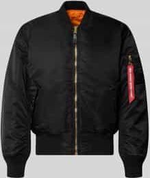 Alpha Industries Bomberjacke mit Pattentaschen und Label-Applikation