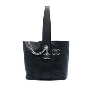 Chanel Pre-owned Perforated Bucket Bag - - Pre-owned - Damen - Schwarzk - ONE SIZE