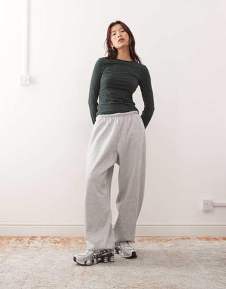 Weekday Oversize-Jogginghose aus schwerem Jersey in Grau meliert-Rot