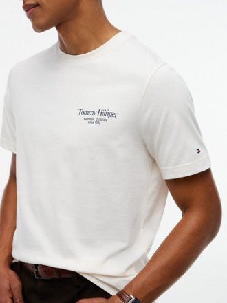 Tommy Hilfiger T-Shirt BACK TEXT SEASONAL GRAPHIC Jersey, normale Passform