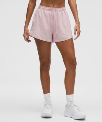 lululemon Pace Rival Shorts mit hohem Bund f&uuml;r Frauen - 8 cm - Gr&ouml;&szlig;e 0 in Pink Haze