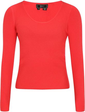 Faina Pullover Fashion Look