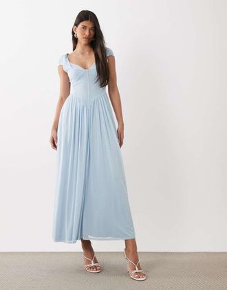 Asos Robe longue en tulle &agrave; d&eacute;tail torsad&eacute; sur le buste et couture en V - Bleu pastel