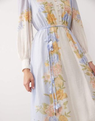 Forever New Wadenlanges Hemdblusenkleid in Leinenoptik mit Ballon&auml;rmeln, G&uuml;rteldetail und Blumenmuster in Blau und Cremewei&szlig;