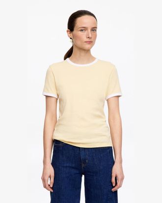 Arket Geripptes T-Shirt -Gelb