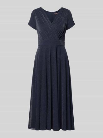 Vera Mont Tailliertes Cocktailkleid mit V-Ausschnitt