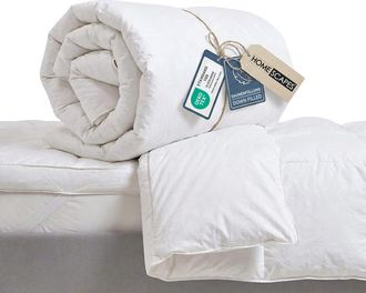 Homescapes Daunendecke 260x220 cm - Warme Winterdecke W&auml;rmeklasse 4-5, Entenfedern & Daunen Bettdecke, 550 GSM F&uuml;llung, Steppdecke, Oeko-TEX Standard 100