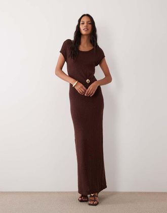 4th & Reckless Strick-Maxikleid mit Metall-Details und gerafftem Taillen-Detail in Schokobraun