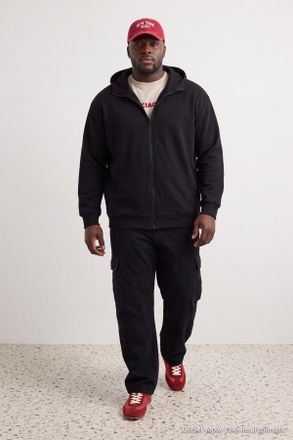 Trendyol MAN Herren Schwarz Einfarbig Lang Oversize Gro&szlig;e Gr&ouml;&szlig;en Sweatshirts