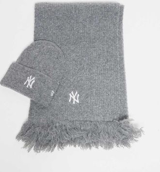 New Era Ensemble en maille avec bonnet et gants à logo NY Yankees - Gris