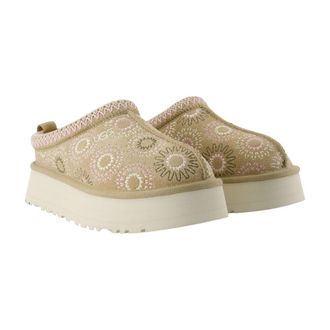 UGG Womens Tazz Sun Stitch Slipper Beige Calfskin