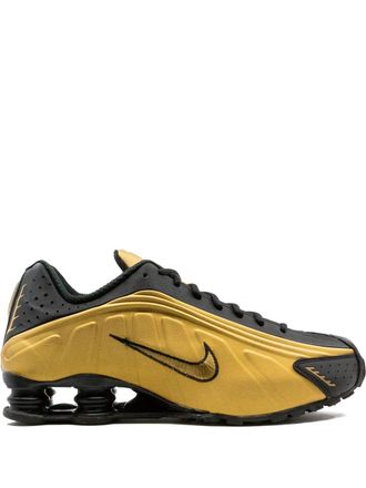 Nike baskets Shox R4 - Or