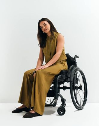 Asos ASOS ADAPTIVE pantalon casual couleur tabac-Neutre