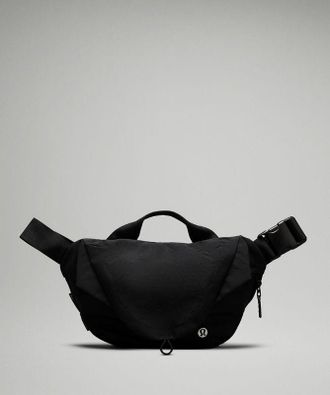 lululemon Sac bandouli&egrave;re incurv&eacute; 3L