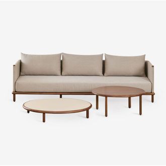 Sklum Wohnzimmerset mit einem 3-Sitzer-Sofa und zwei runden Couchtischen aus Olivia-Akazienholz Grie&szlig;beige - Dunkles Holzbraun - Sklum