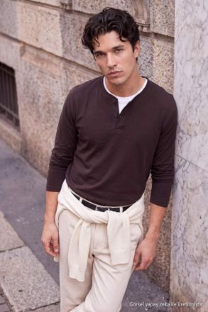 Trendyol MAN Herren Braun Einfarbig Lang Regular Fit T-Shirts
