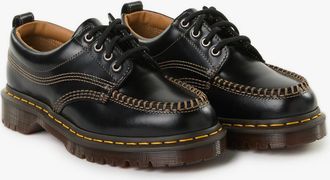 Dr. Martens Derbies unies en cuir