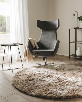 benuta Nest Hochflorteppich Whisper - Hellbraun Rund 200 cm - Kuschelig Weicher Teppich für Schlaf- und Wohnzimmer - Pflegeleicht - Fußbodenheizung Geeignet