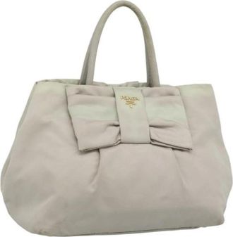 Prada Sac &agrave; main vintage en nylon pr&eacute;-poss&eacute;d&eacute; - Femme - Pre-owned - Gris - Taille: ONE Size